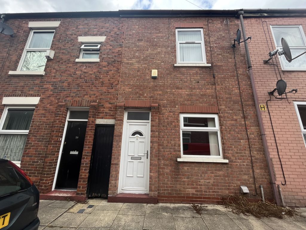 2 Bed Terraced House To Rent In Wellington Street Preston Pr1 £720