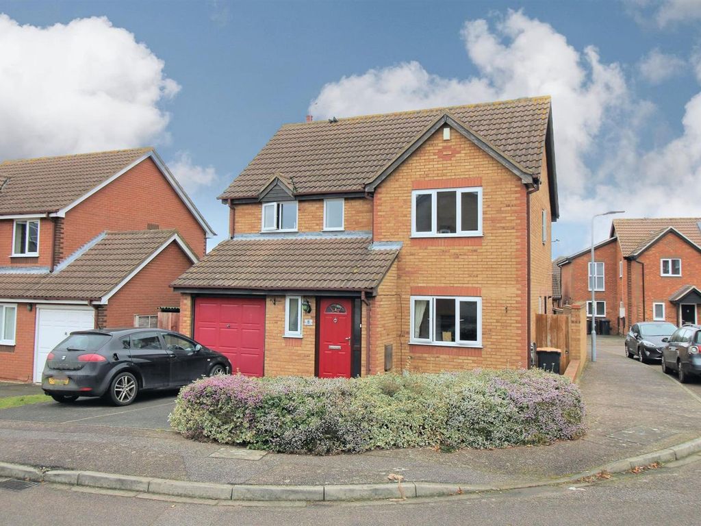 4 Bed Detached House For Sale In Symonds Close Bromham Bedford Mk43