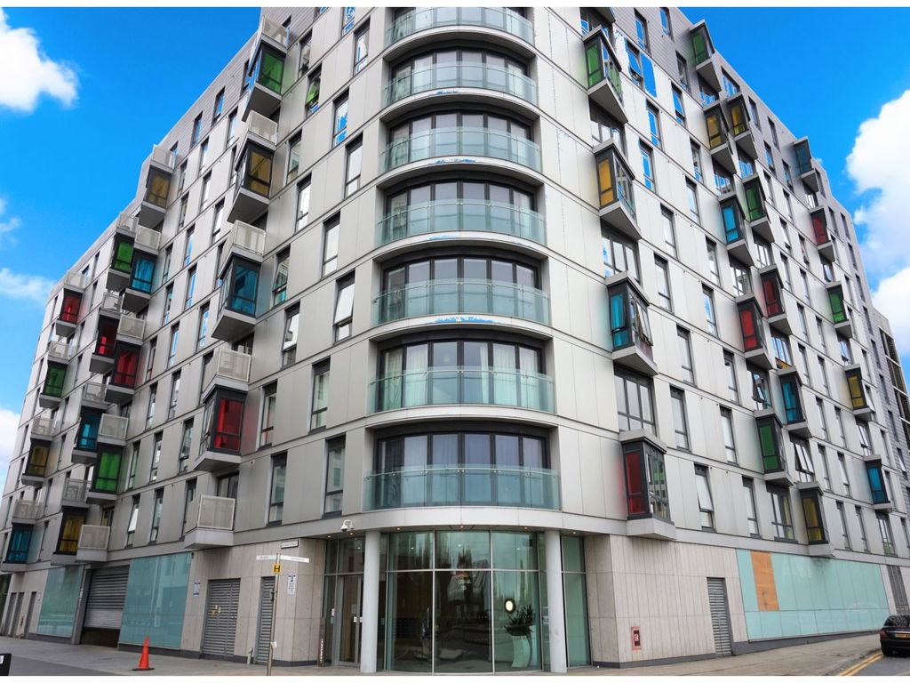 2 bed flat for sale in Alfred Street, Reading RG1 - Zoopla