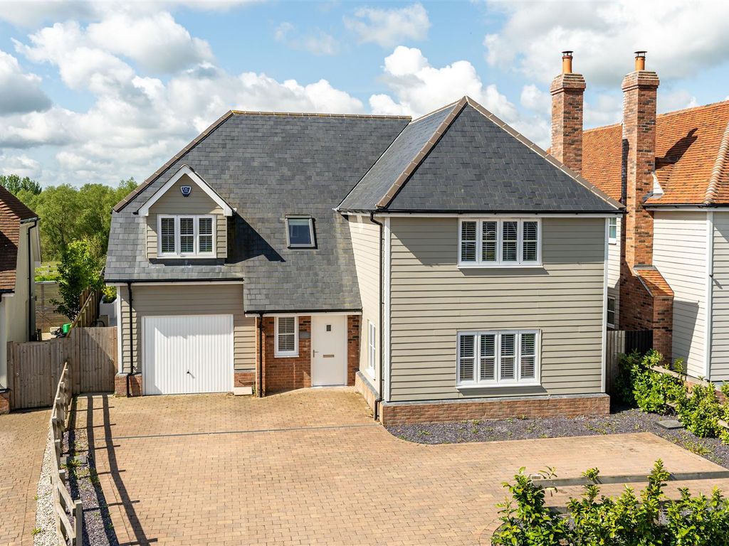 4 bed detached house for sale in Bran End, Stebbing, Dunmow CM6 - Zoopla