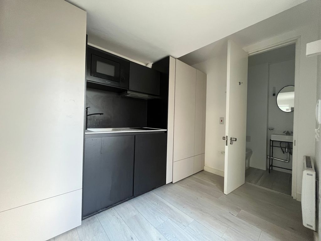 Studio to rent in Durham Road, London SW20 - Zoopla