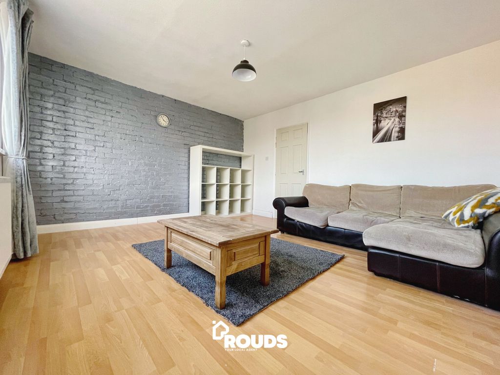 2 bed flat to rent in Wootton Avenue, Wolverhampton, West Midlands WV11 ...