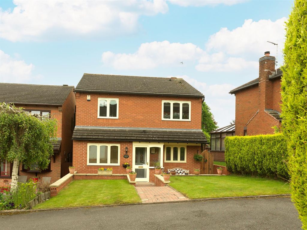 3 bed detached house for sale in Hill Terrace, Audley, Staffordshire ...