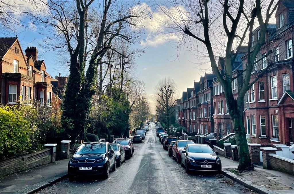 3 bed flat for sale in Netherhall Gardens, London NW3 - Zoopla