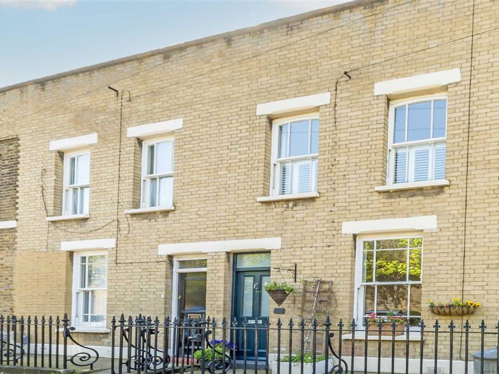 3 bed terraced house for sale in Bancroft Road, London E1 - Zoopla