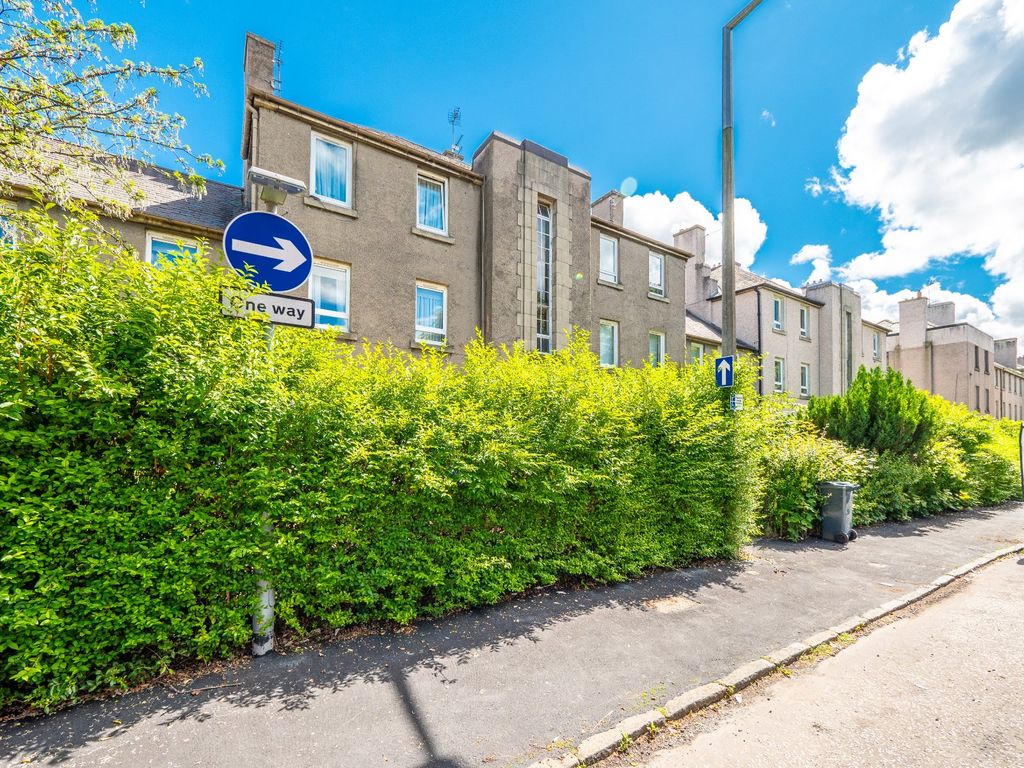 2 bed flat for sale in 7/1 Whitson Grove, Balgreen, Edinburgh EH11, £ ...