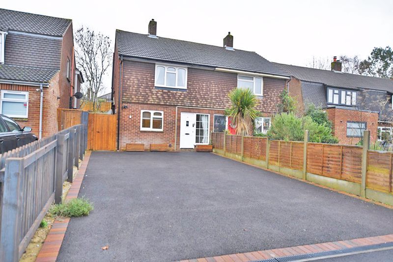 2 Bed Semi Detached House To Rent In Hillary Road Penenden Heath