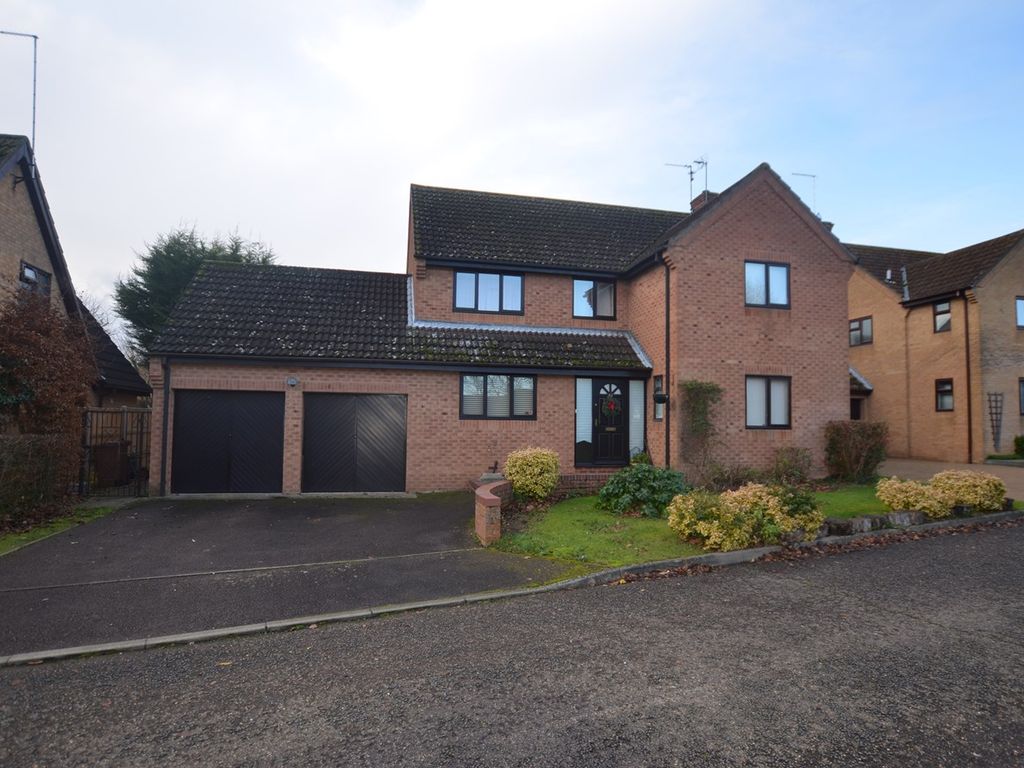 4 bed detached house for sale in Lingwood Park, Peterborough PE3, £ ...