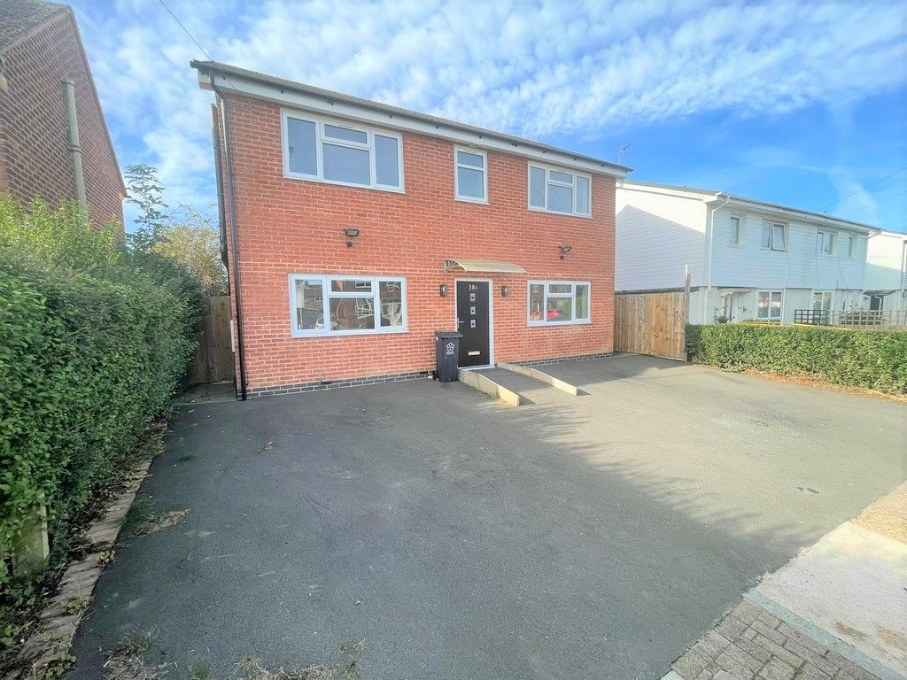 5 bed detached house to rent in Birds Nest Avenue, Leicester LE3 - Zoopla