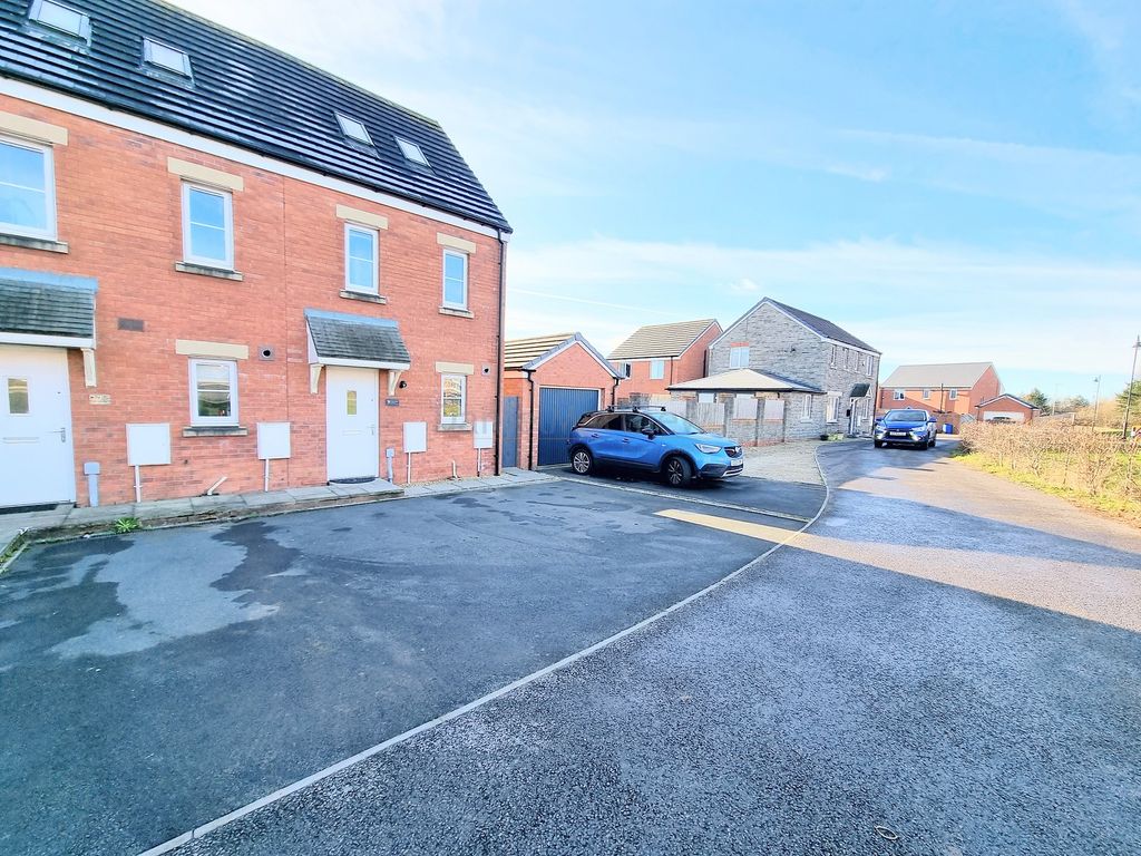 3 Bed End Terrace House For Sale In Clos Y Coed Castan Coity Bridgend