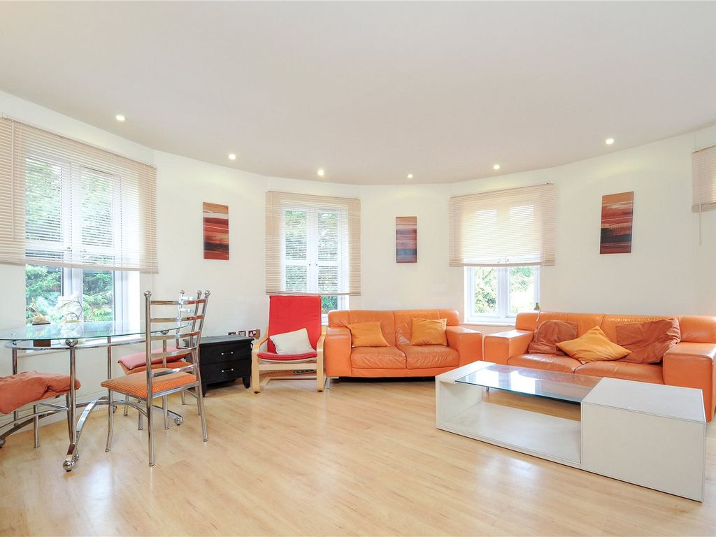 2 bed flat to rent in Wessex Gate, Shinfield Road, Reading, Berkshire ...