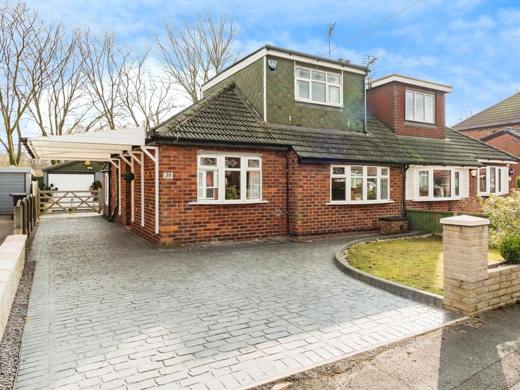 3 Bed Bungalow For Sale In Barnes Avenue Fearnhead Warrington