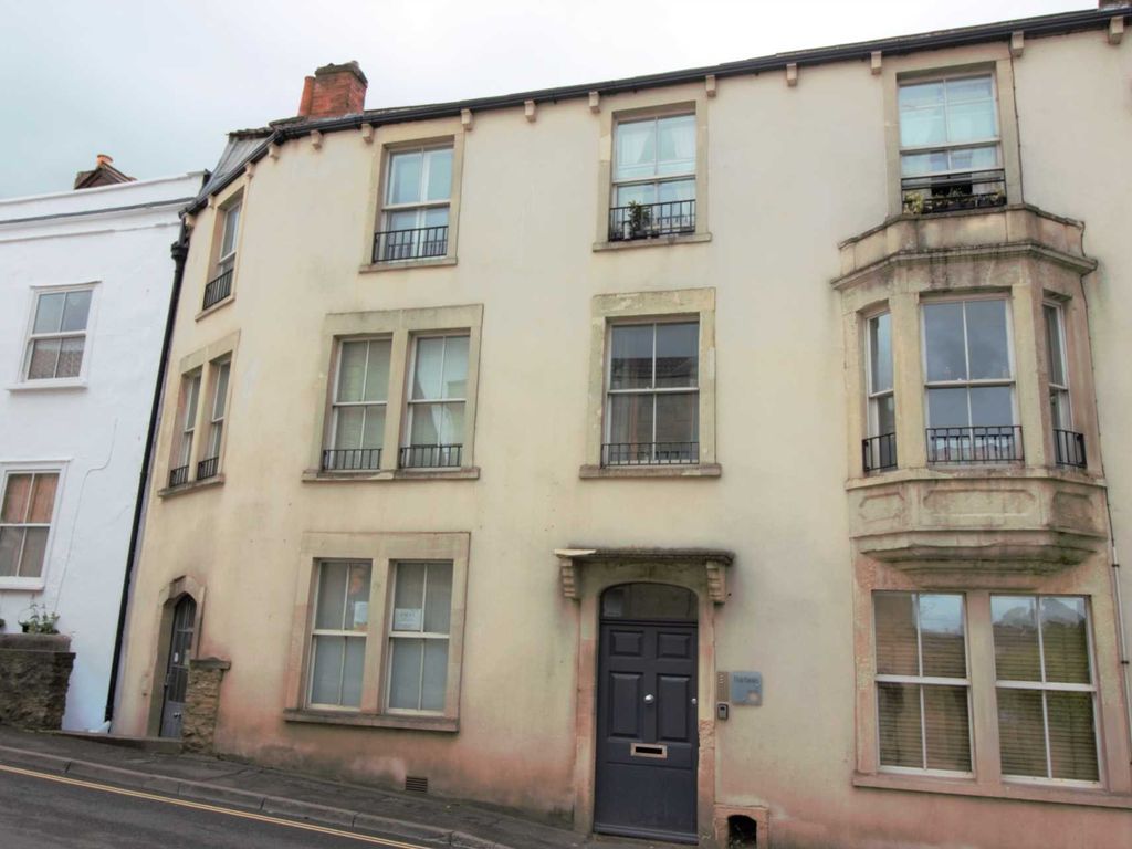 2 bed flat to rent in North Parade, Frome BA11 - Zoopla