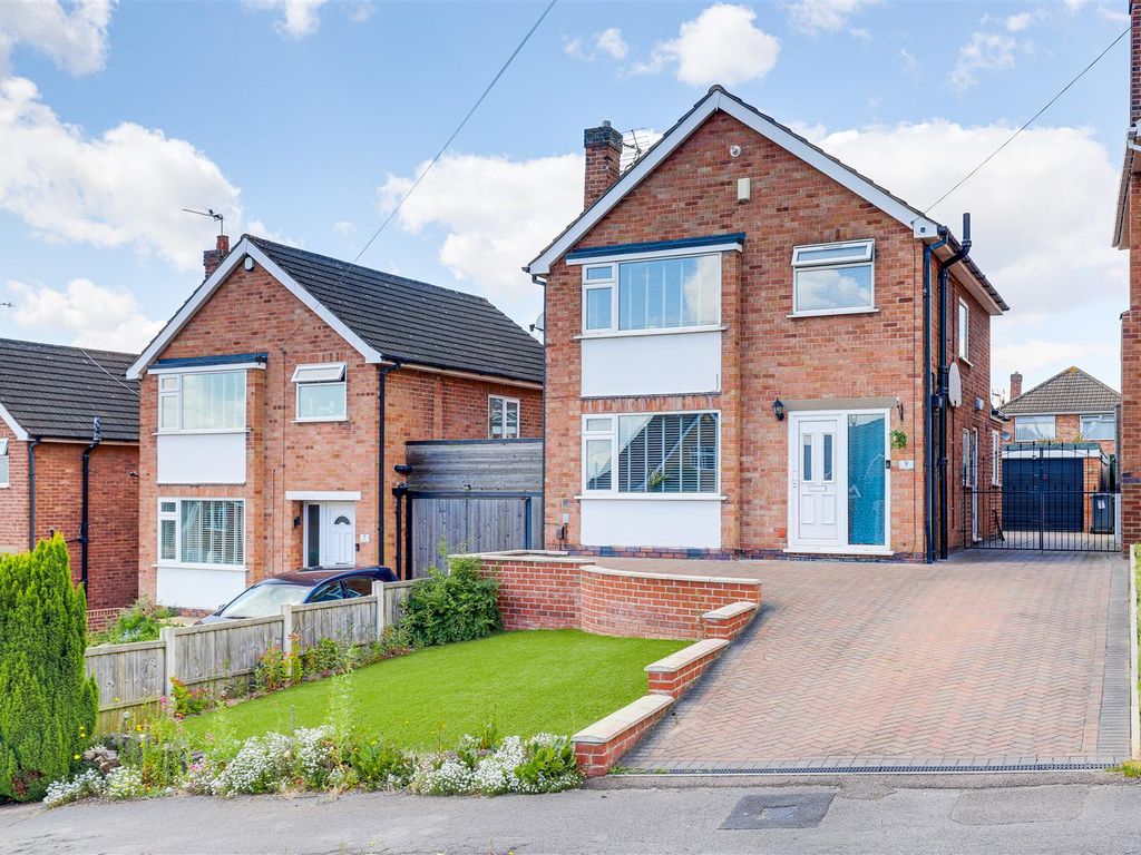 3 bed detached house for sale in Violet Road, Carlton, Nottinghamshire ...
