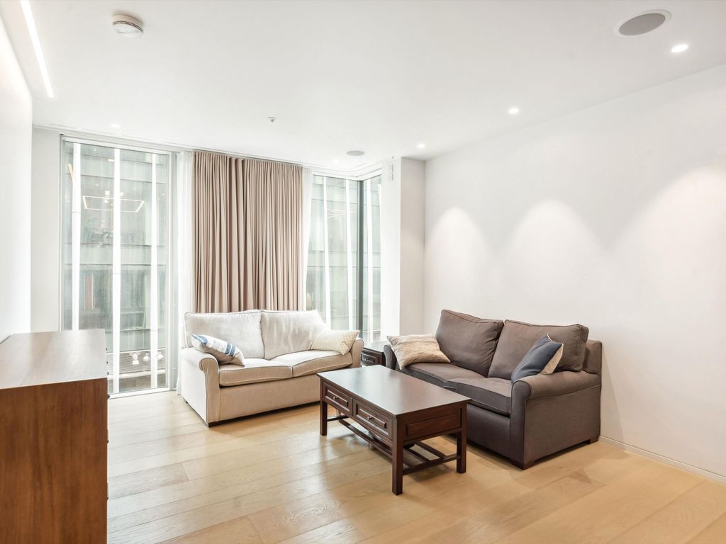 1 bed flat to rent in Buckingham Palace Road, Victoria, London SW1W, £ ...