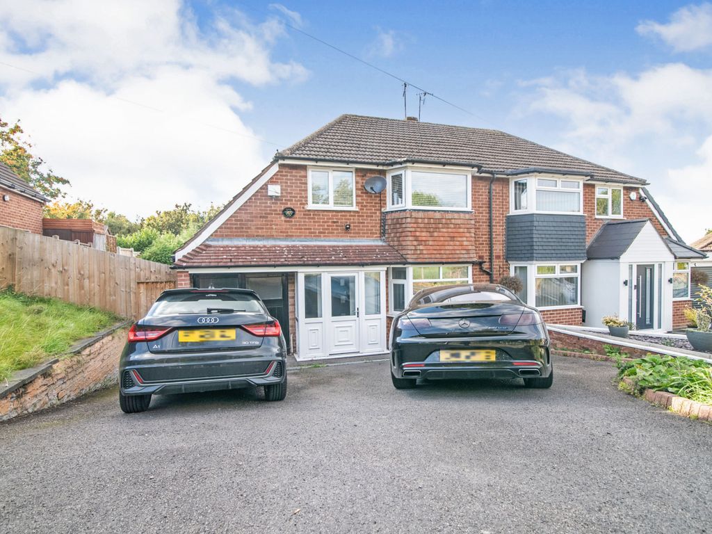 3 Bed Semi Detached House For Sale In Thornhill Road Halesowen B63