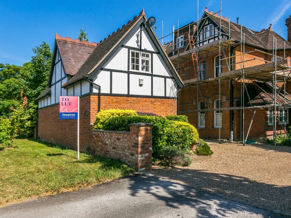 2 bed cottage to rent in Boyn Hill Avenue, Maidenhead SL6, £1,500 pcm ...