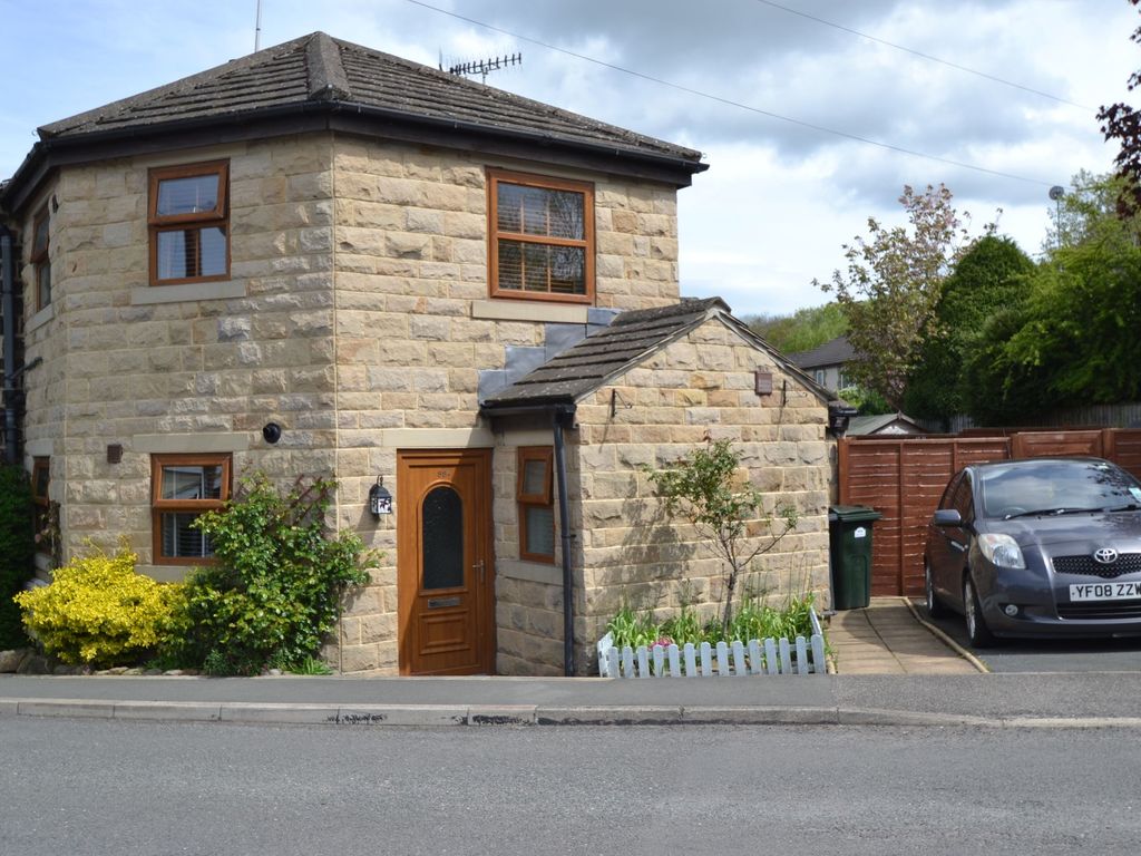 1 bed cottage for sale in Windhill Old Road, Bradford BD10 - Zoopla