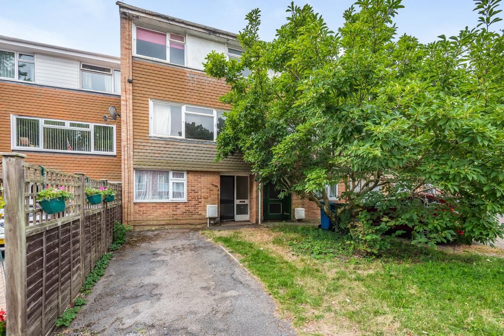 4 bed town house for sale in Bracknell, Berkshire RG12 - Zoopla