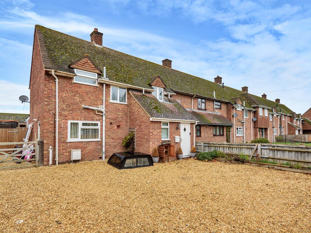 3 bed semi-detached house for sale in St. Michaels Way, Steventon ...