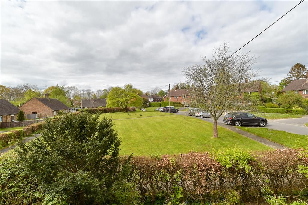 1 bed flat for sale in Cooks Mead, Rusper, Horsham, West Sussex RH12, £ ...