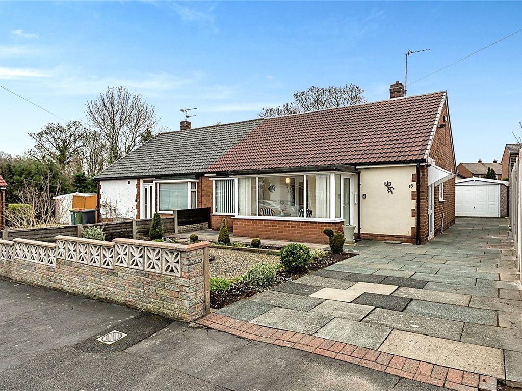 2 Bed Bungalow For Sale In Thornton Avenue Fulwood Preston