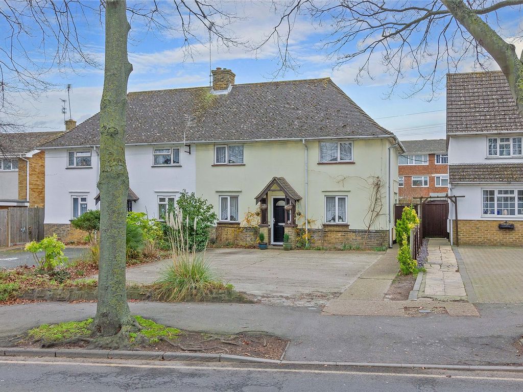 3 Bed Semi Detached House For Sale In Bell Road Sittingbourne Kent