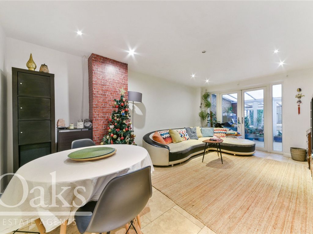 4 bed terraced house for sale in High Trees, London SW2, £580,000 - Zoopla