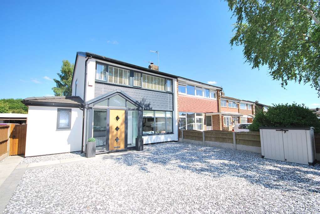 3 Bed Semi Detached House For Sale In Chestnut Drive South Leigh Wn7