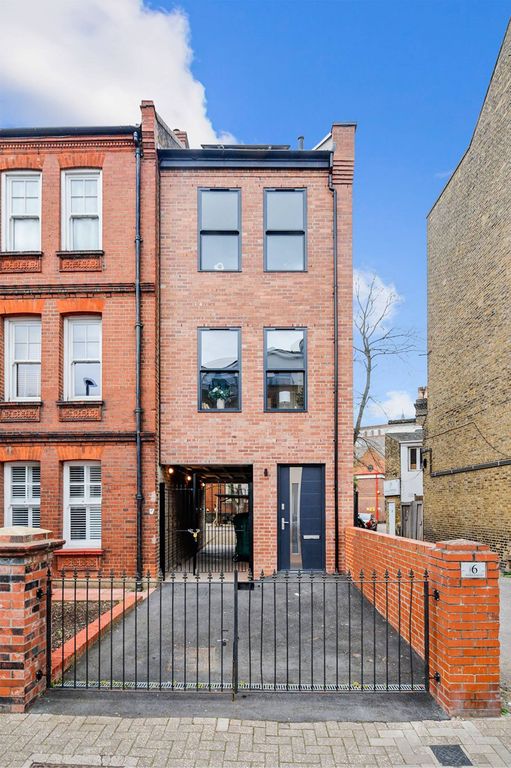 New home, 2 bed property for sale in Marius Road, Balham, London SW17 ...