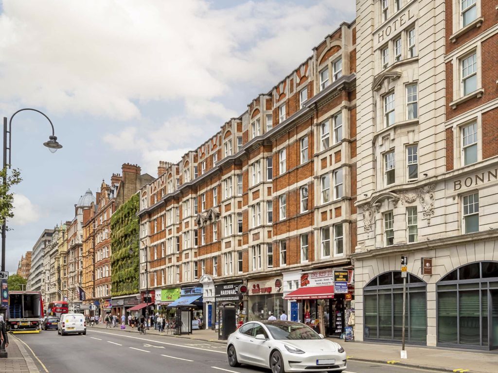 3 bed flat for sale in Southampton Row, London WC1B - Zoopla