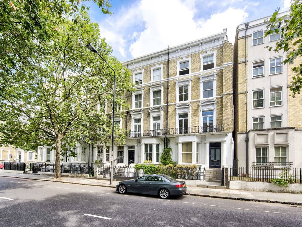 2 bed flat for sale in Finborough Road, Chelsea, London SW10, £700,000 - Zoopla