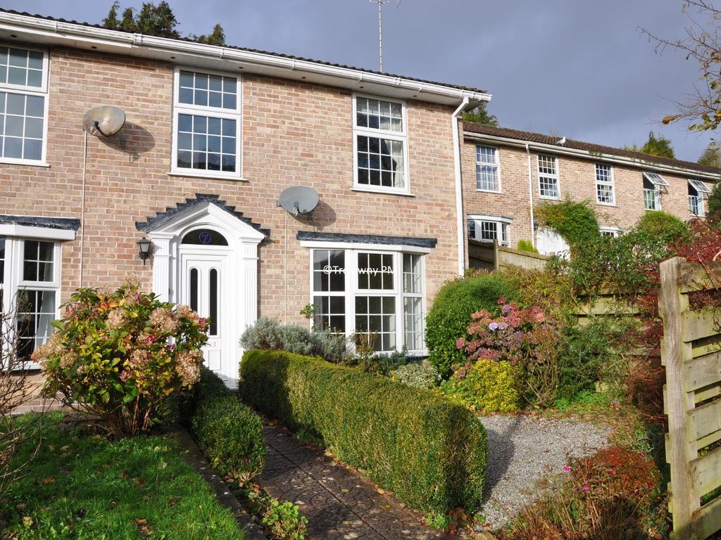 3 bed end terrace house to rent in Merrick Avenue, Truro TR1, £1,300 ...