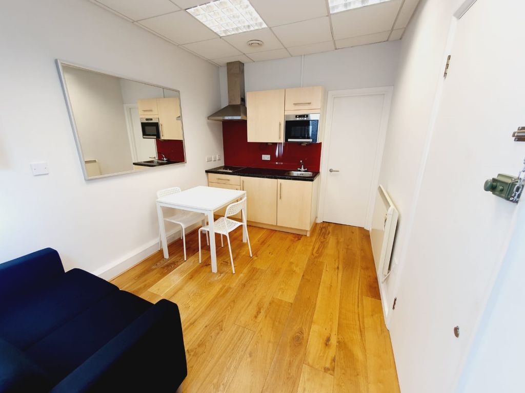 1 bed flat to rent in Unit 1A Signal House, 137A Great Suffolk Street ...