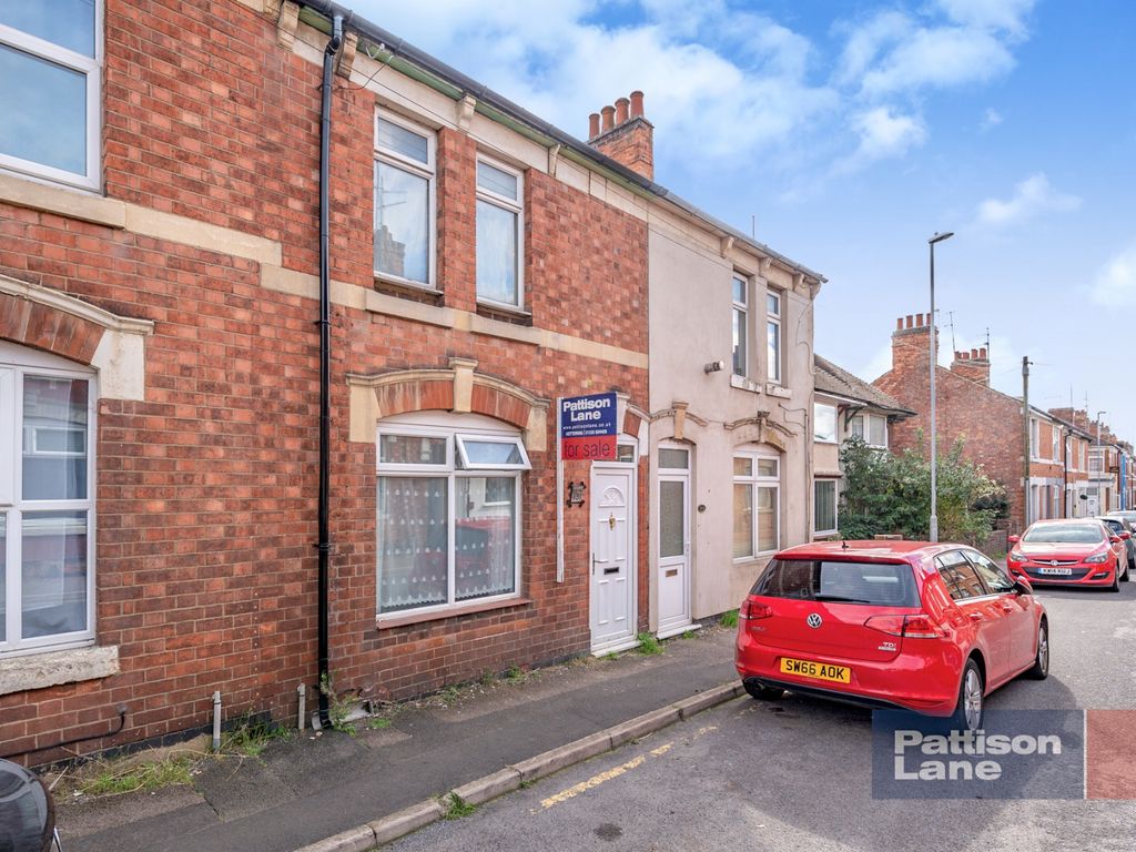 2 Bed Terraced House For Sale In Bath Road Kettering Nn16 £157 500