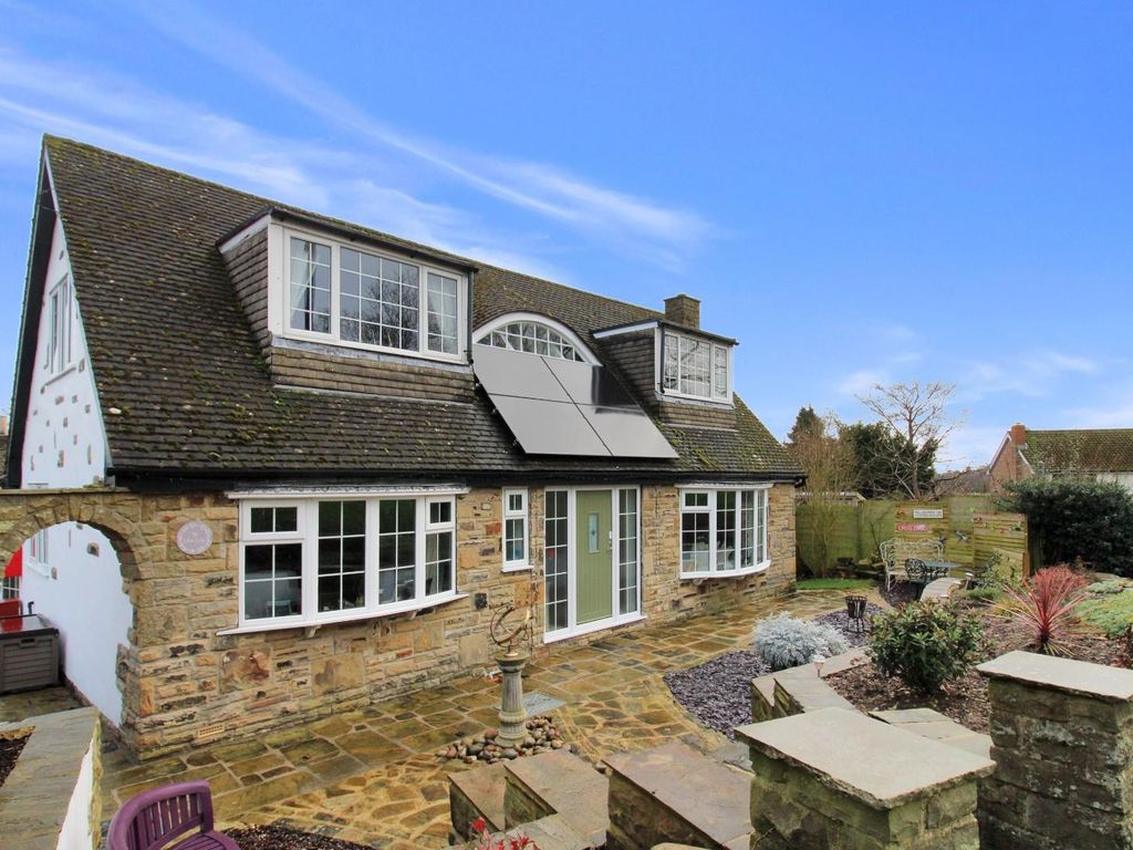 3 bed detached house for sale in Galphay, Ripon HG4, £495,000 - Zoopla