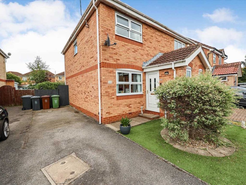 2 bed semi-detached house for sale in Primrose Close, Lincoln LN5, £ ...