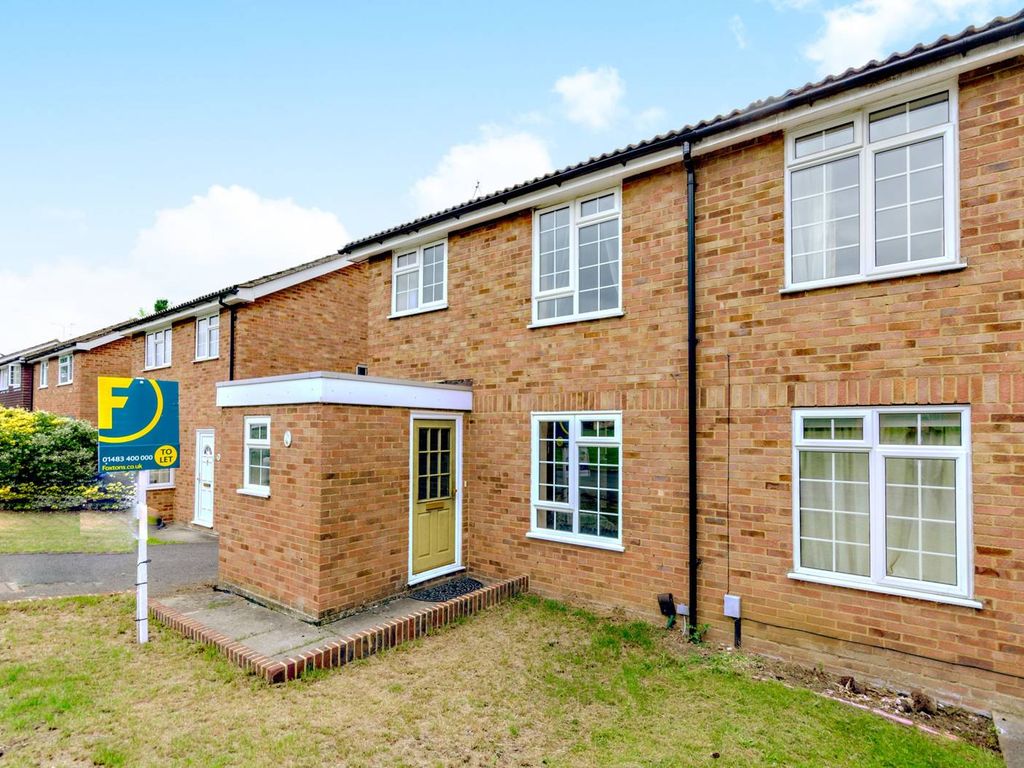 4 bed semi-detached house to rent in Southway, Guildford GU2 - Zoopla