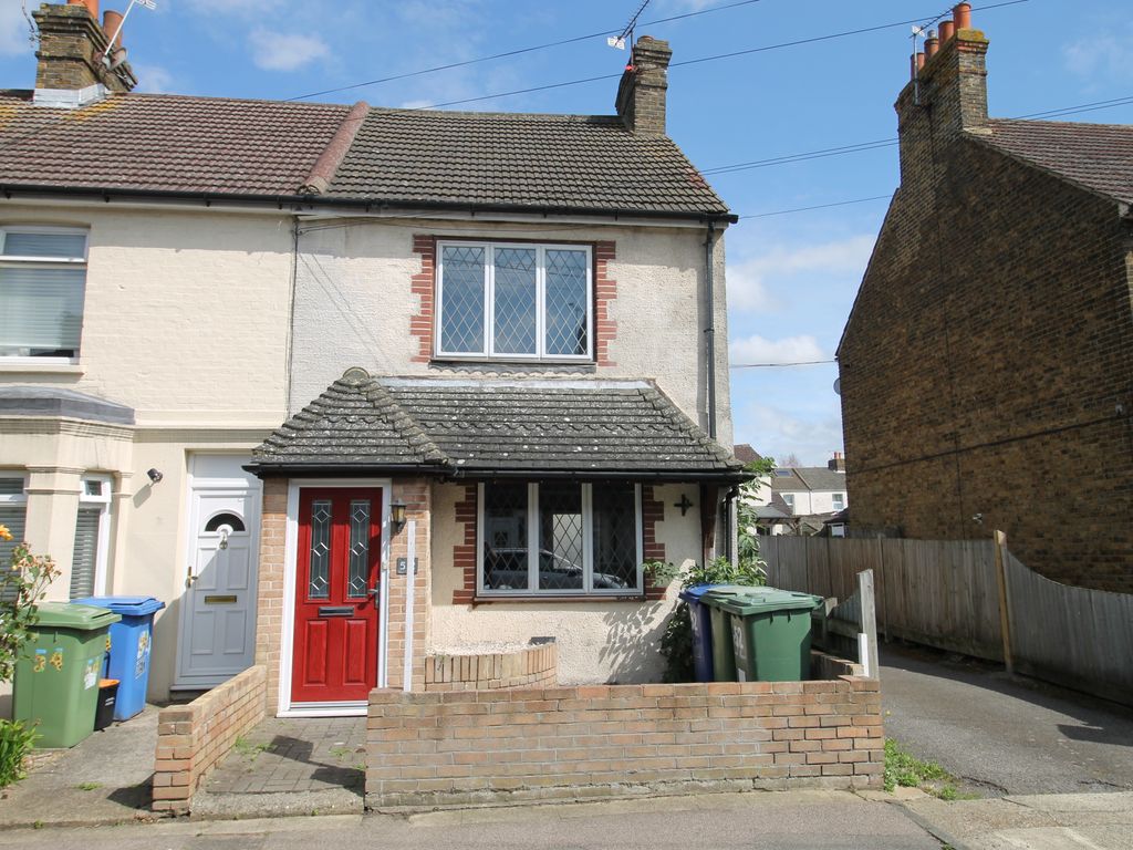 3 Bed Semi Detached House To Rent In Shakespeare Road Sittingbourne
