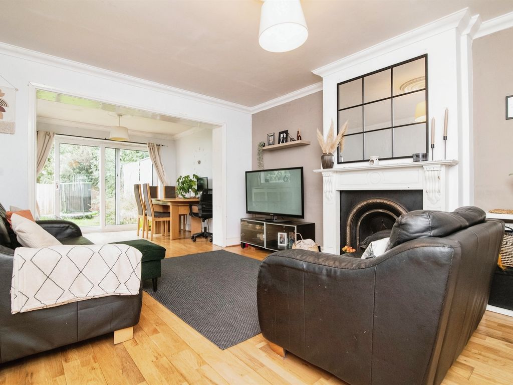 3 Bed Semi Detached House For Sale In Linden Avenue Great Barr