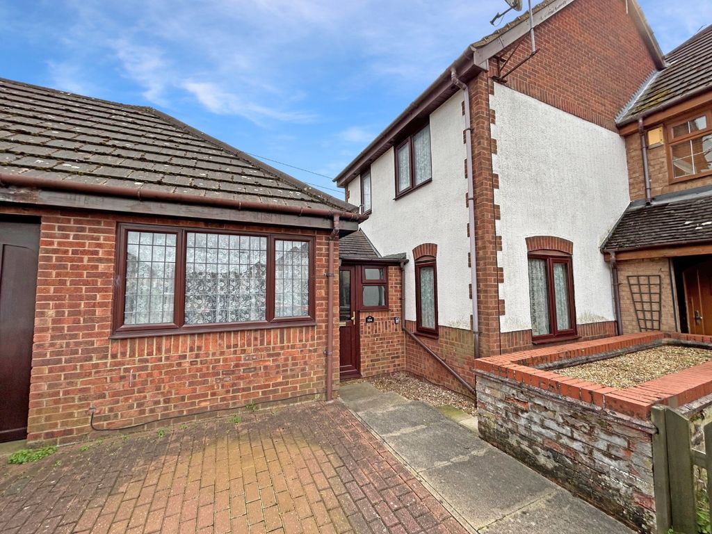 3 bed end terrace house for sale in Milton Way, Houghton Regis ...