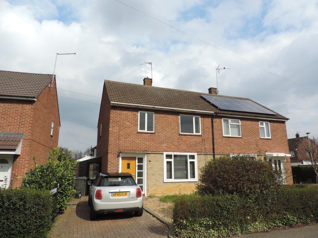 3 Bed Semi Detached House To Rent In Hallfields Lane Gunthorpe
