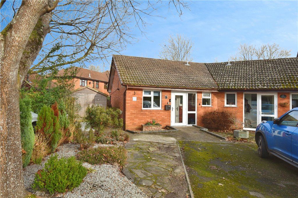 1 bed semi-detached bungalow for sale in Latham Road, Romsey, Hampshire ...
