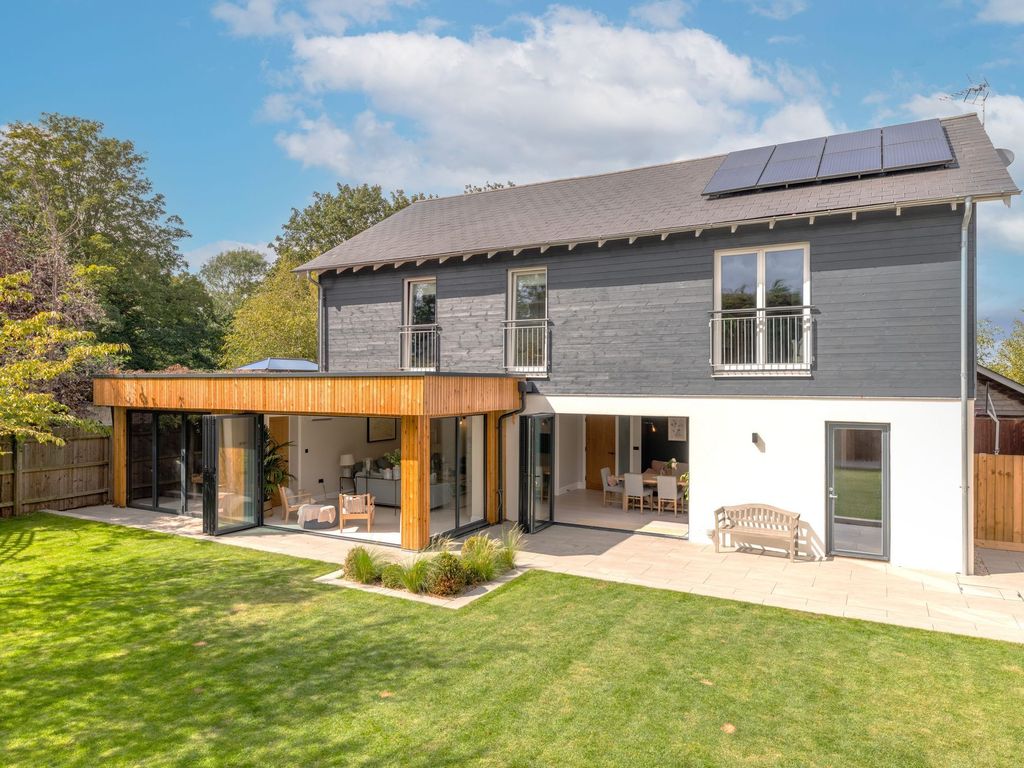 4 bed detached house for sale in High Street, Fowlmere SG8, £1,200,000 ...