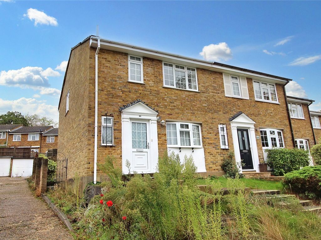 3 Bed End Terrace House For Sale In Crofton Way Enfield Middlesex En2