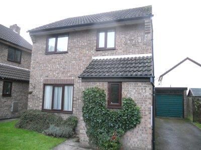 3 bed property to rent in Cosmeston Drive, Penarth CF64, £1,300 pcm ...