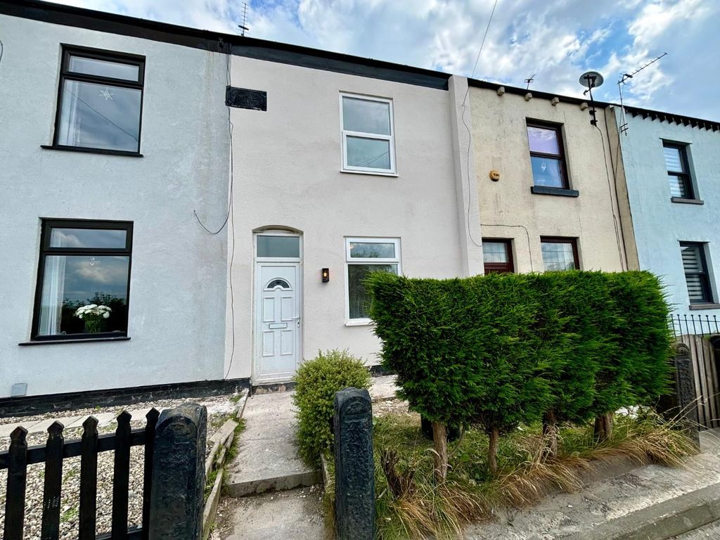 2 bed terraced house to rent in Croft Lane, Bury BL9, £1,000 pcm - Zoopla