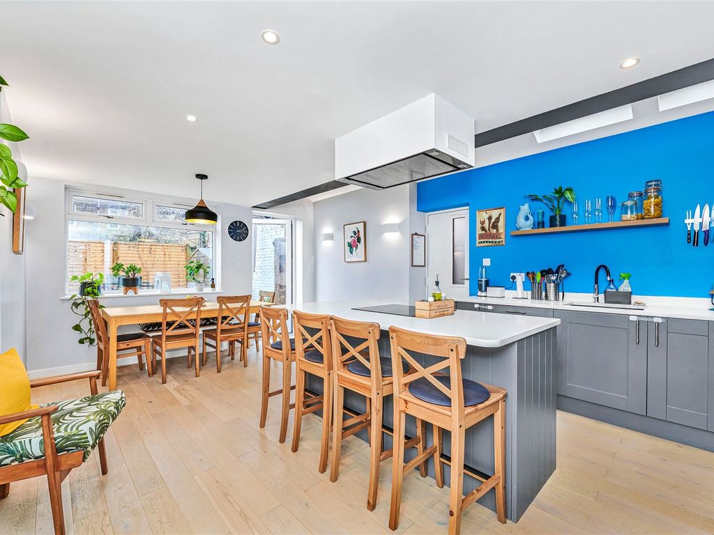 3 bed detached house for sale in Leverson Street, Furzedown SW16 - Zoopla