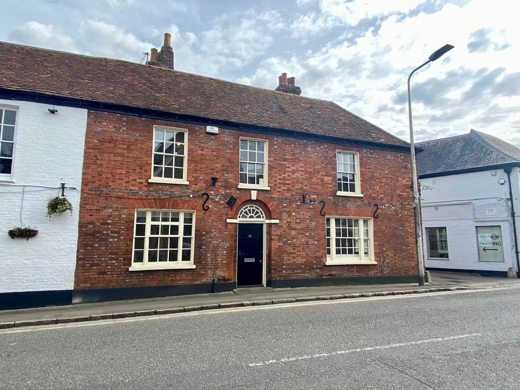 Retail premises to let in Bridge Street, Hungerford RG17, £12,000 pa ...