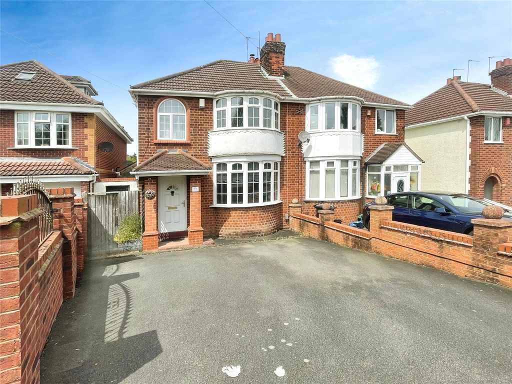 3 Bed Semi Detached House To Rent In Old Park Road Dudley West